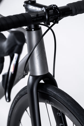 Curve Belgie DISC - High-end Performance Titanium Road Bike – Curve Cycling