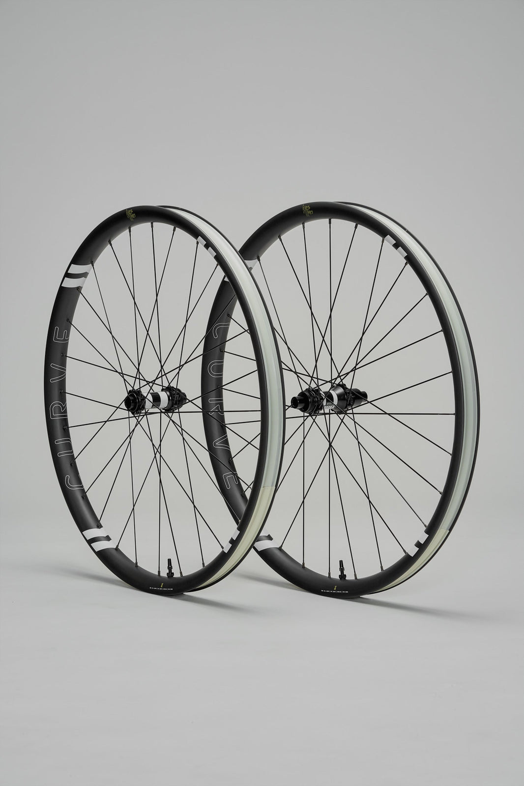 Road & Gravel Bike Wheels & Rims | Carbon Bike Wheels – Curve Cycling