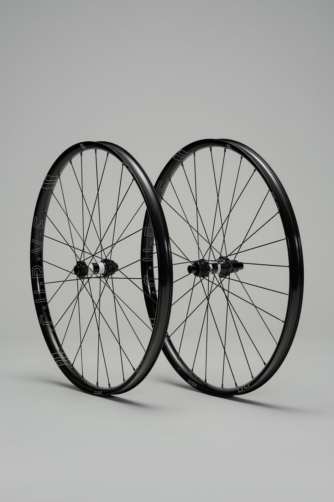 Road & Gravel Bike Wheels & Rims | Carbon Bike Wheels – Curve Cycling