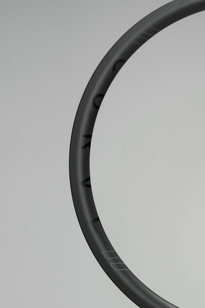 Road & Gravel Bike Wheels & Rims | Carbon Bike Wheels – Curve Cycling
